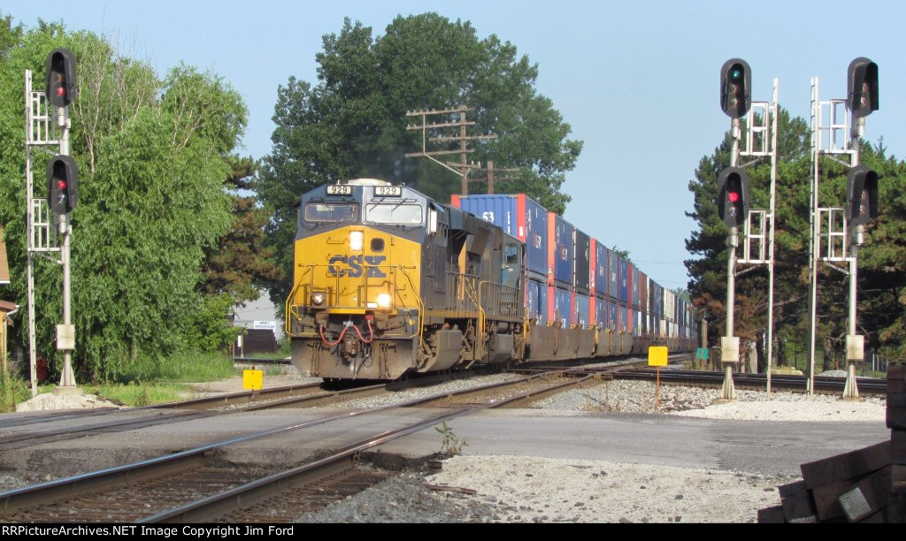 CSXT 929